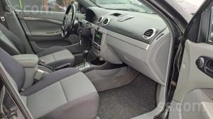 Black Chevrolet Lacetti 2007 in Riga, with an engine capacity of 2.00 L and mileage of 169 thousand km for 2950 €, photo 9 on AUTOMOTO.COM.LV
