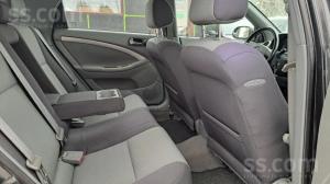 Black Chevrolet Lacetti 2007 in Riga, with an engine capacity of 2.00 L and mileage of 169 thousand km for 2950 €, photo 14 on AUTOMOTO.COM.LV