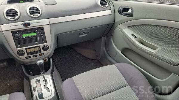 Melns Chevrolet Lacetti 2007 Rīga, ar dzinēja tilpumu 2.00 L un nobraukumu 169 tūkst. km par 2950 €, foto 10 vietnē AUTOMOTO.COM.LV