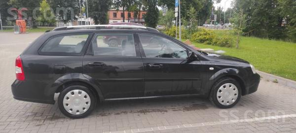 Black Chevrolet Lacetti 2007 in Jelgava, with an engine capacity of 2.00 L and mileage of 168 thousand km for 1500 €, photo 9 on AUTOMOTO.COM.LV
