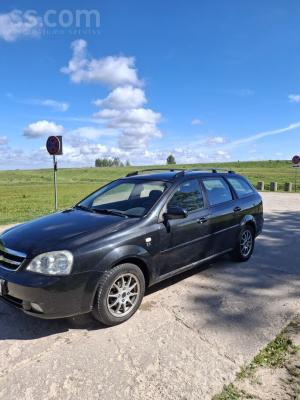 Black Chevrolet Lacetti 2008 in Riga, with an engine capacity of 2.00 L and mileage of 205 thousand km for 1250 €, photo 4 on AUTOMOTO.COM.LV