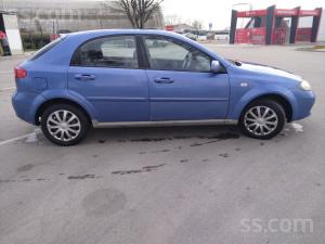 Zils Chevrolet Lacetti 2004 Liepāja, ar dzinēja tilpumu 1.60 L un nobraukumu 164 tūkst. km par 900 €, foto 3 vietnē AUTOMOTO.COM.LV