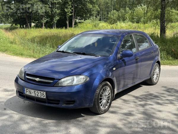 Синий Шевроле Лачетти 2005 в Елгава, объемом двигателя 1.40 л и пробегом 306 тыс. км за 1025 €, фото 1 на AUTOMOTO.COM.LV