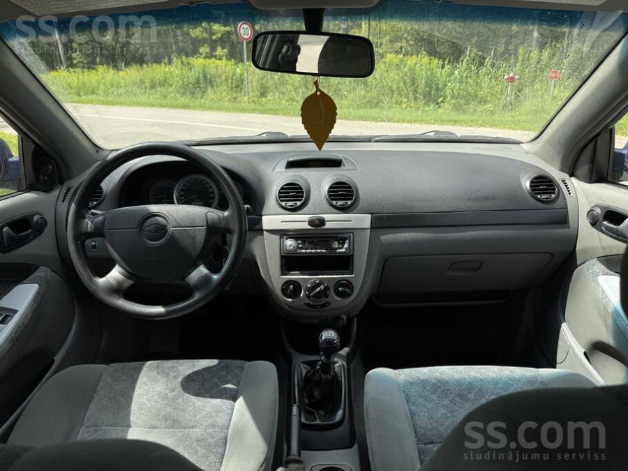 Blue Chevrolet Lacetti 2005 in Jelgava, with an engine capacity of 1.40 L and mileage of 306 thousand km for 1025 €, photo 6 on AUTOMOTO.COM.LV