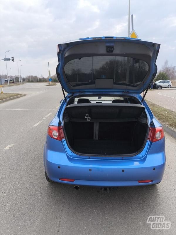 Blue Chevrolet Lacetti 2008 in Klaipeda, with an engine capacity of 2.00 L and mileage of 214 thousand km for 1500 €, photo 5 on AUTOMOTO.COM.LV