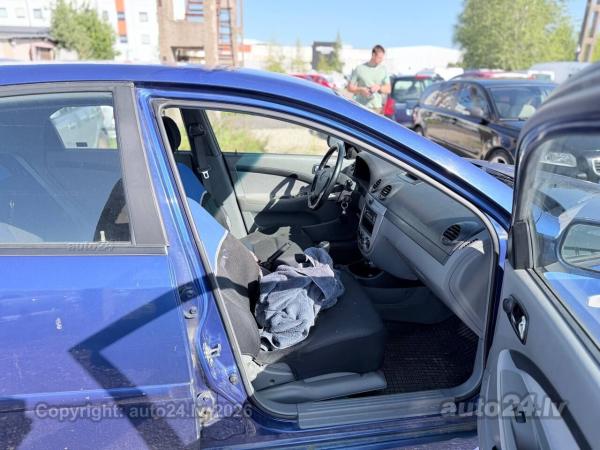 Синий Шевроле Лачетти 2008 в Таллин, объемом двигателя 1.60 л и пробегом 145 тыс. км за 599 €, фото 7 на AUTOMOTO.COM.LV