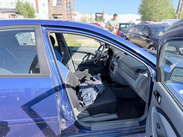 Blue Chevrolet Lacetti 2008 in Tallinn, with an engine capacity of 1.60 L and mileage of 145 thousand km for 599 €, photo 7 on AUTOMOTO.COM.LV