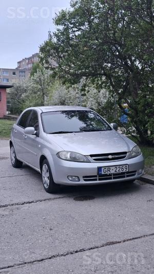 Pelēks Chevrolet Lacetti 2007 Liepāja, ar dzinēja tilpumu 1.60 L un nobraukumu 259 tūkst. km par 975 €, foto  vietnē AUTOMOTO.COM.LV