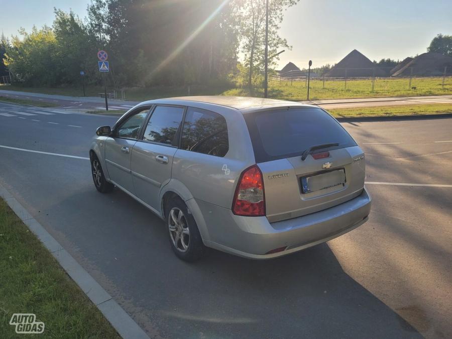 Grey Chevrolet Lacetti 2007 in Vilnius, with an engine capacity of 1.60 L and mileage of 150 thousand km for 550 €, photo 5 on AUTOMOTO.COM.LV