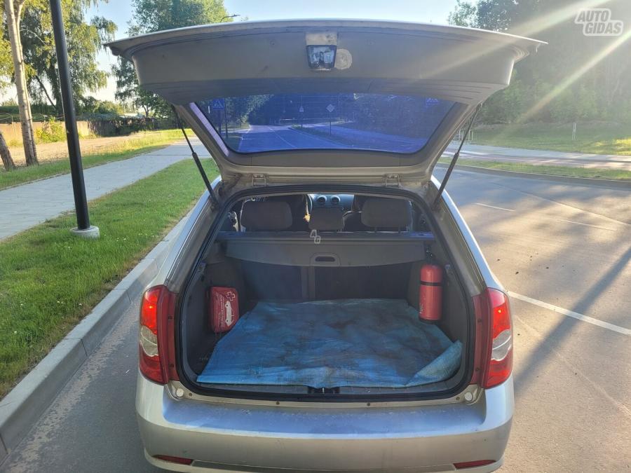 Grey Chevrolet Lacetti 2007 in Vilnius, with an engine capacity of 1.60 L and mileage of 150 thousand km for 550 €, photo 13 on AUTOMOTO.COM.LV