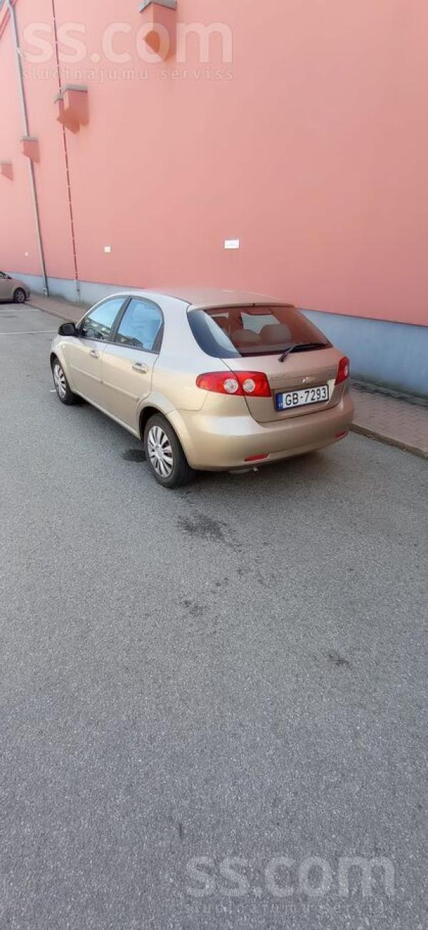 Chevrolet Lacetti 2006 in Riga, with an engine capacity of 1.40 L and mileage of 152 thousand km for 1450 €, photo 8 on AUTOMOTO.COM.LV