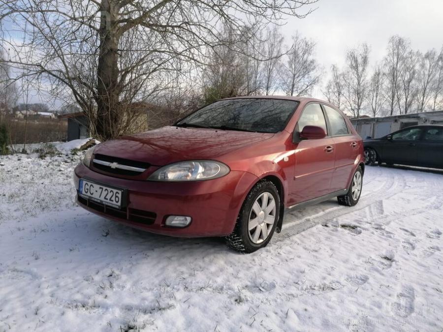 Sarkans Chevrolet Lacetti 2006 Rīga, ar dzinēja tilpumu 1.60 L un nobraukumu 215 tūkst. km par 900 €, foto 1 vietnē AUTOMOTO.COM.LV