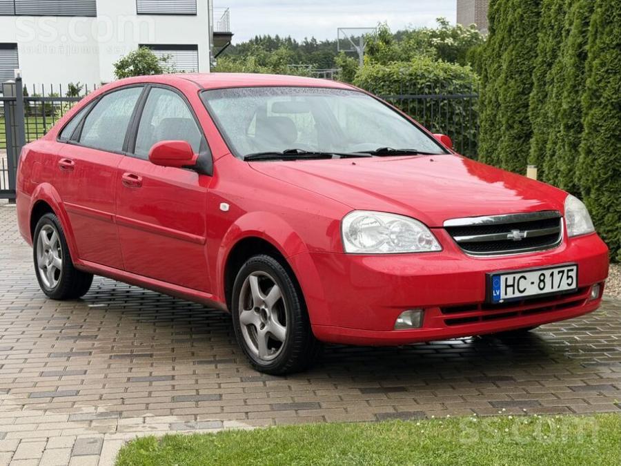Sarkans Chevrolet Lacetti 2008 Rīga, ar dzinēja tilpumu 1.60 L un nobraukumu 175 tūkst. km par 2490 €, foto 1 vietnē AUTOMOTO.COM.LV