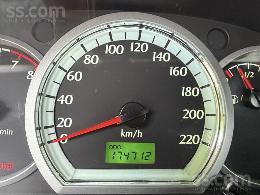 Sarkans Chevrolet Lacetti 2008 Rīga, ar dzinēja tilpumu 1.60 L un nobraukumu 175 tūkst. km par 2490 €, foto 8 vietnē AUTOMOTO.COM.LV