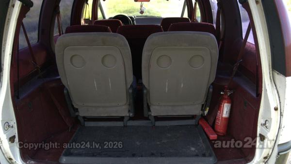 White Chevrolet Lumina 1990 in Tallinn, with an engine capacity of 3.10 L and mileage of 345 thousand km for 1900 €, photo 10 on AUTOMOTO.COM.LV