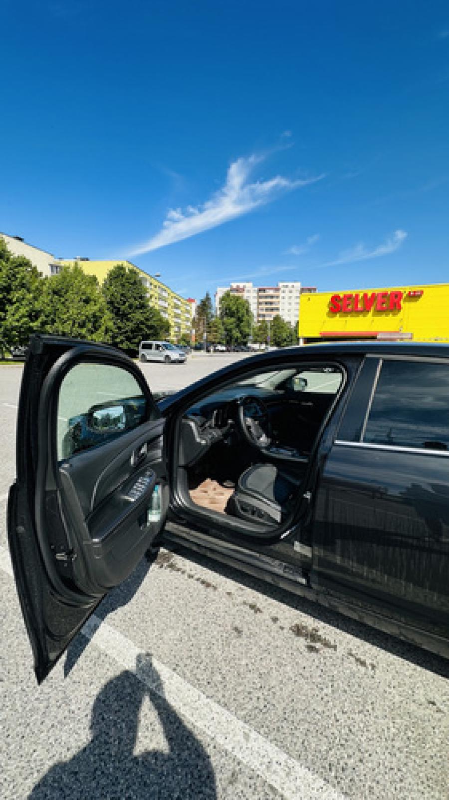 Black Chevrolet Malibu 2013 in Tallinn, with an engine capacity of 2.20 L and mileage of 125 thousand km for 6000 €, photo 9 on AUTOMOTO.COM.LV