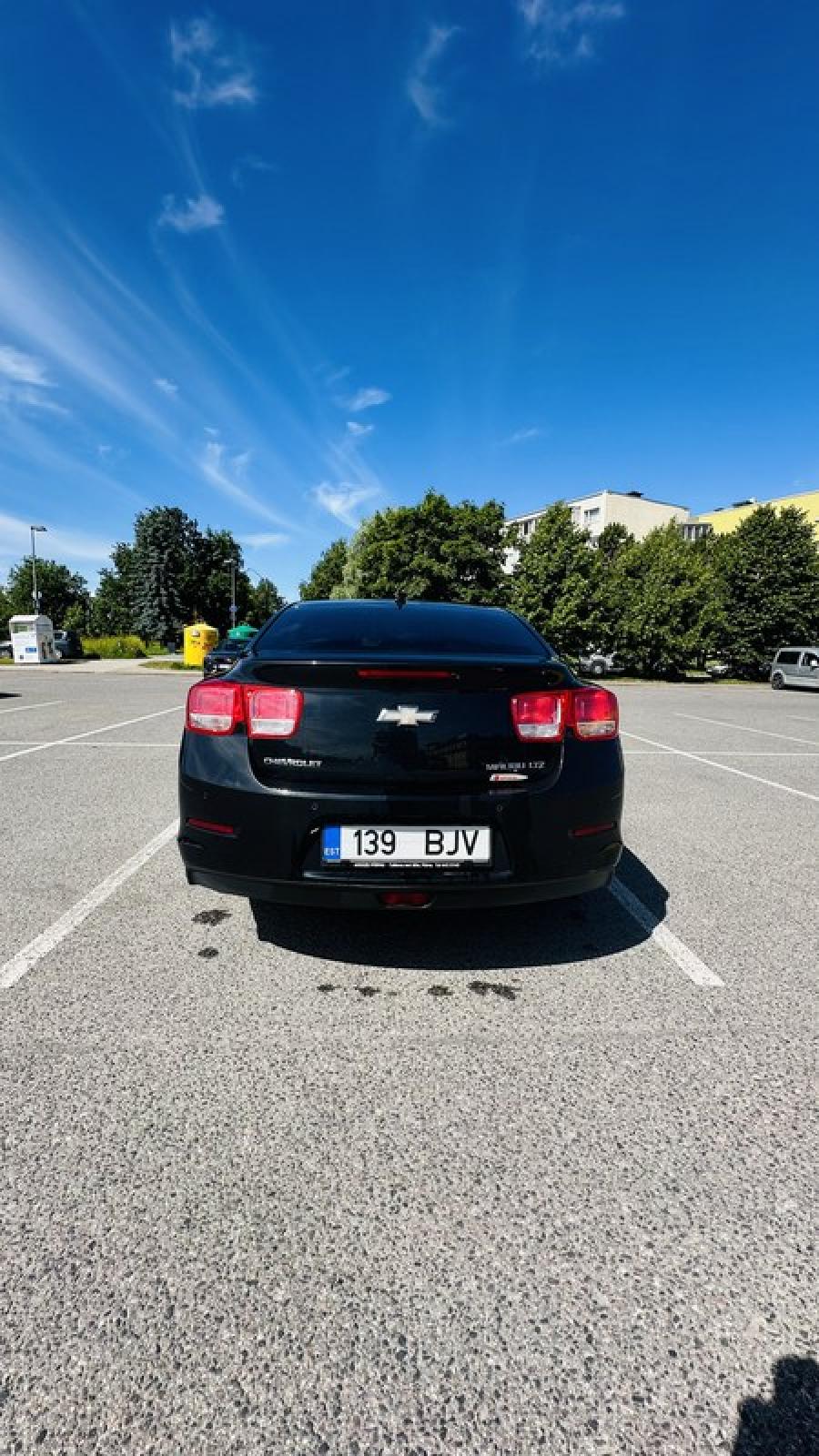 Black Chevrolet Malibu 2013 in Tallinn, with an engine capacity of 2.20 L and mileage of 125 thousand km for 6000 €, photo 16 on AUTOMOTO.COM.LV