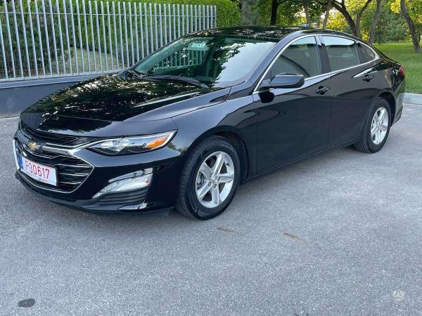Black Chevrolet Malibu 2022 in Marijampole, with an engine capacity of 1.50 L and mileage of 91 thousand km for 14700 €, photo 2 on AUTOMOTO.COM.LV