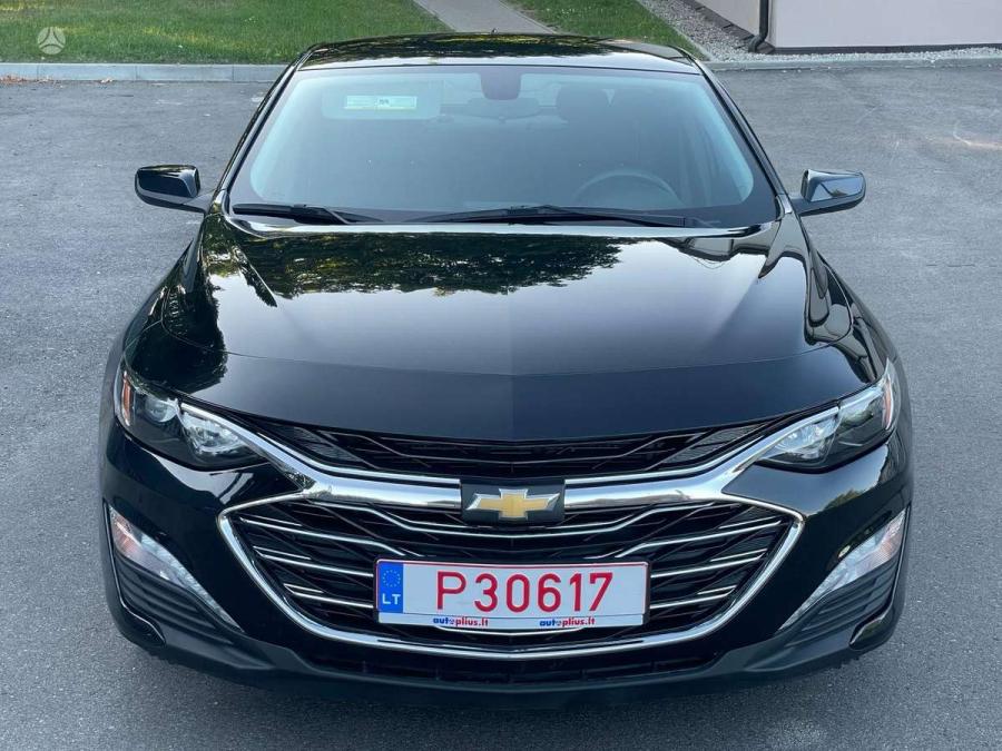 Black Chevrolet Malibu 2022 in Marijampole, with an engine capacity of 1.50 L and mileage of 91 thousand km for 14700 €, photo 1 on AUTOMOTO.COM.LV