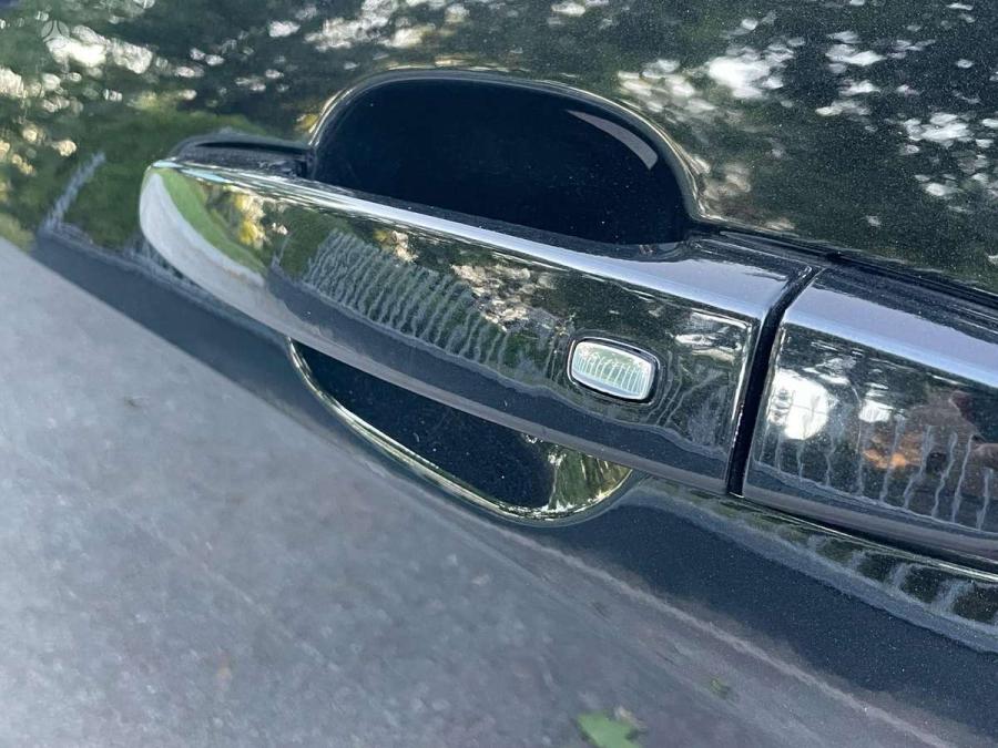 Black Chevrolet Malibu 2022 in Marijampole, with an engine capacity of 1.50 L and mileage of 91 thousand km for 14700 €, photo 26 on AUTOMOTO.COM.LV