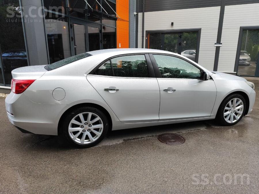 Pelēks Chevrolet Malibu 2012 Rīga, ar dzinēja tilpumu 2.40 L un nobraukumu 212 tūkst. km par 5900 €, foto 6 vietnē AUTOMOTO.COM.LV