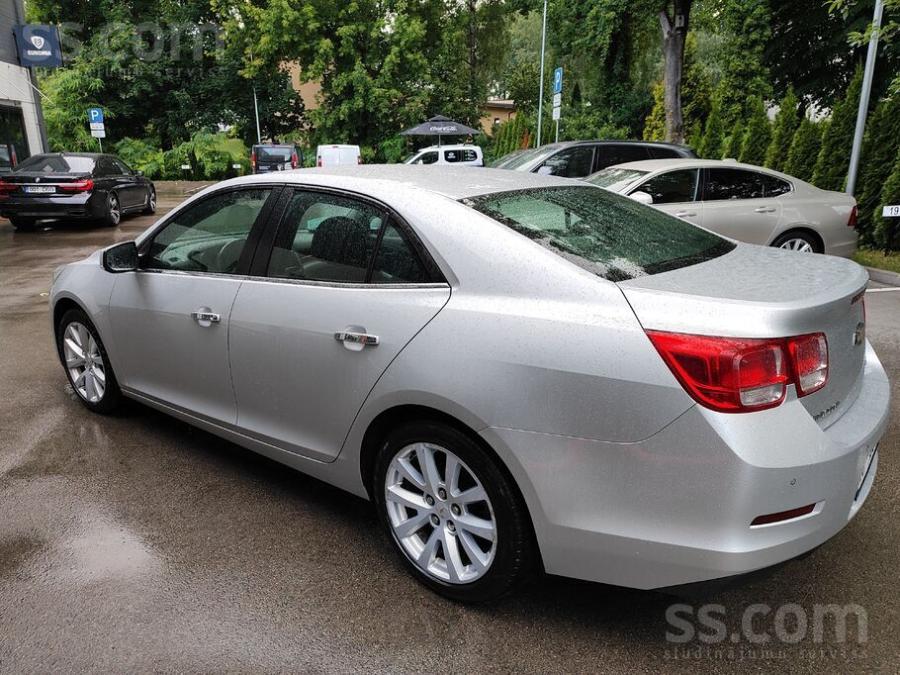 Pelēks Chevrolet Malibu 2012 Rīga, ar dzinēja tilpumu 2.40 L un nobraukumu 212 tūkst. km par 5900 €, foto 7 vietnē AUTOMOTO.COM.LV