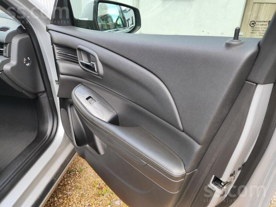 Pelēks Chevrolet Malibu 2012 Rīga, ar dzinēja tilpumu 2.40 L un nobraukumu 212 tūkst. km par 5900 €, foto 15 vietnē AUTOMOTO.COM.LV