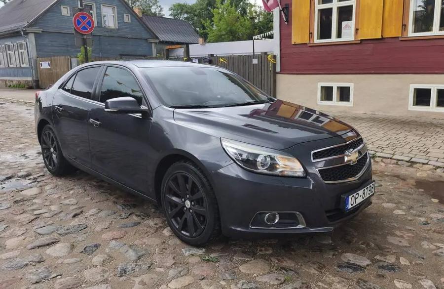 Grey Chevrolet Malibu 2013 in Jelgava, with an engine capacity of 2.00 L and mileage of 169 thousand km for 5590 €, photo 5 on AUTOMOTO.COM.LV