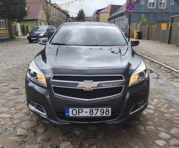 Pelēks Chevrolet Malibu 2013 Jelgava, ar dzinēja tilpumu 2.00 L un nobraukumu 169 tūkst. km par 5590 €, foto 5 vietnē AUTOMOTO.COM.LV