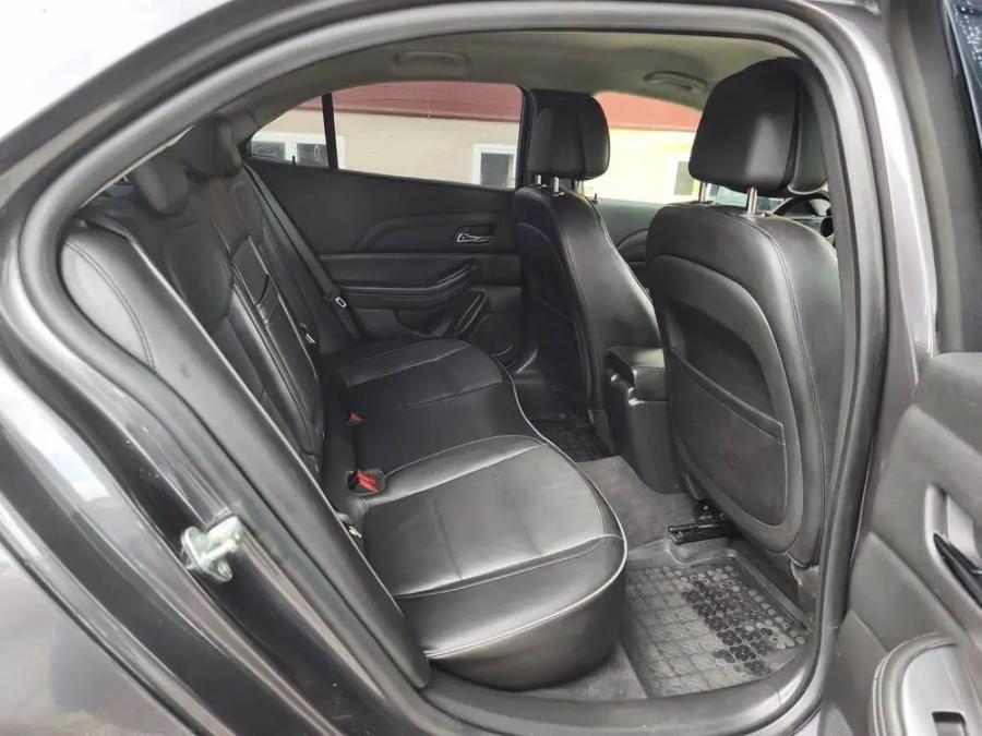 Grey Chevrolet Malibu 2013 in Jelgava, with an engine capacity of 2.00 L and mileage of 169 thousand km for 5590 €, photo 14 on AUTOMOTO.COM.LV