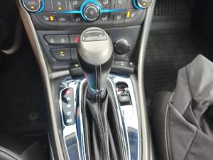 Grey Chevrolet Malibu 2013 in Jelgava, with an engine capacity of 2.00 L and mileage of 169 thousand km for 5590 €, photo 23 on AUTOMOTO.COM.LV