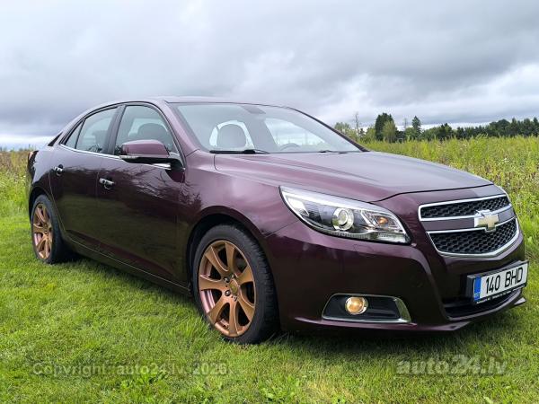 Sarkans Chevrolet Malibu 2012 Tallina, ar dzinēja tilpumu 2.40 L un nobraukumu 140 tūkst. km par 11990 €, foto 2 vietnē AUTOMOTO.COM.LV