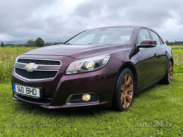 Sarkans Chevrolet Malibu 2012 Tallina, ar dzinēja tilpumu 2.40 L un nobraukumu 140 tūkst. km par 11990 €, foto 3 vietnē AUTOMOTO.COM.LV