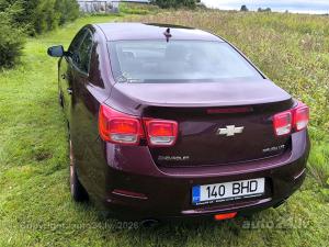 Red Chevrolet Malibu 2012 in Tallinn, with an engine capacity of 2.40 L and mileage of 140 thousand km for 11990 €, photo 6 on AUTOMOTO.COM.LV