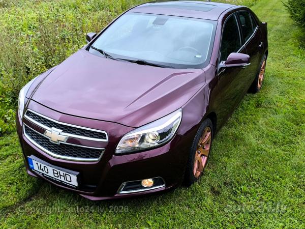 Sarkans Chevrolet Malibu 2012 Tallina, ar dzinēja tilpumu 2.40 L un nobraukumu 140 tūkst. km par 11990 €, foto 7 vietnē AUTOMOTO.COM.LV