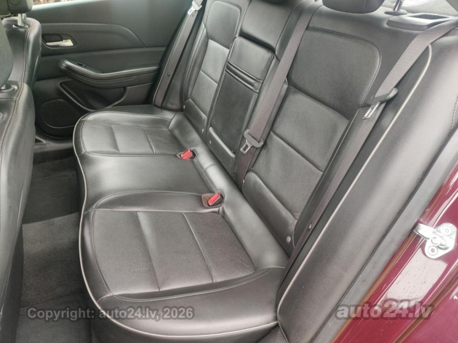 Red Chevrolet Malibu 2012 in Tallinn, with an engine capacity of 2.40 L and mileage of 140 thousand km for 11990 €, photo 11 on AUTOMOTO.COM.LV