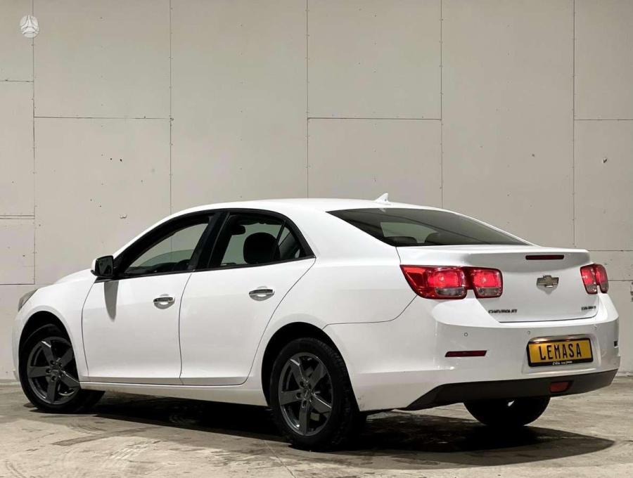 Balts Chevrolet Malibu 2013 Klaipėda, ar dzinēja tilpumu 1.96 L un nobraukumu 266 tūkst. km par 5999 €, foto 18 vietnē AUTOMOTO.COM.LV