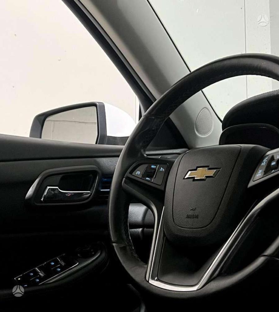 Balts Chevrolet Malibu 2013 Klaipėda, ar dzinēja tilpumu 1.96 L un nobraukumu 266 tūkst. km par 5999 €, foto 25 vietnē AUTOMOTO.COM.LV