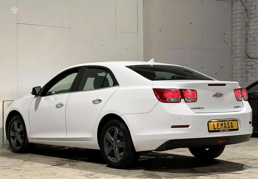 Balts Chevrolet Malibu 2013 Klaipėda, ar dzinēja tilpumu 1.96 L un nobraukumu 266 tūkst. km par 5999 €, foto 32 vietnē AUTOMOTO.COM.LV