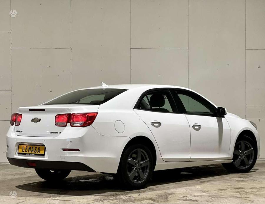 Balts Chevrolet Malibu 2013 Klaipėda, ar dzinēja tilpumu 1.96 L un nobraukumu 266 tūkst. km par 5999 €, foto 34 vietnē AUTOMOTO.COM.LV
