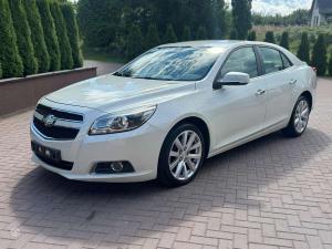 White Chevrolet Malibu 2013 in Utena, with an engine capacity of 2.00 L and mileage of 114 thousand km for 5950 €, photo  on AUTOMOTO.COM.LV
