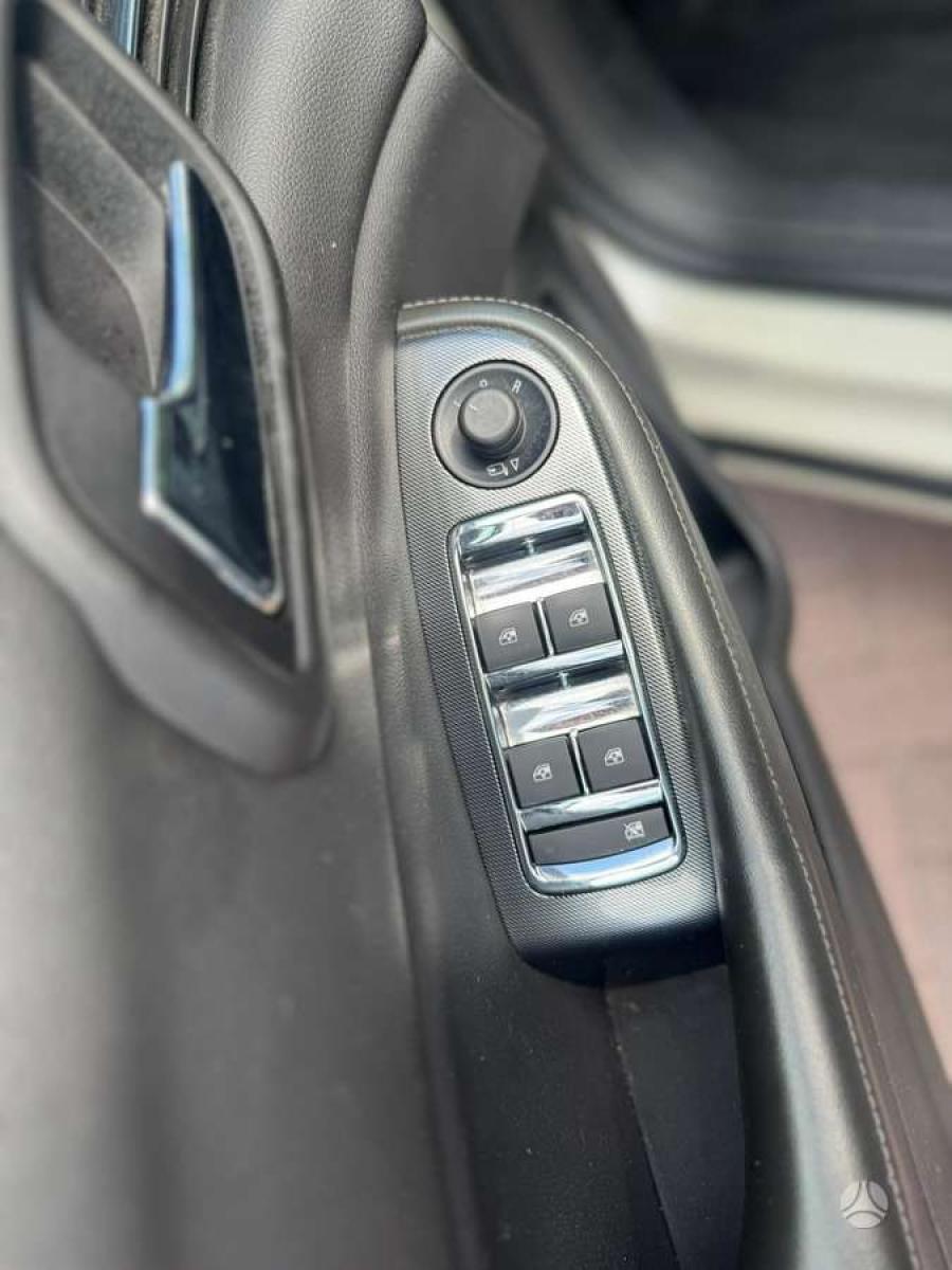 Balts Chevrolet Malibu 2013 Utena, ar dzinēja tilpumu 2.00 L un nobraukumu 114 tūkst. km par 5950 €, foto 17 vietnē AUTOMOTO.COM.LV