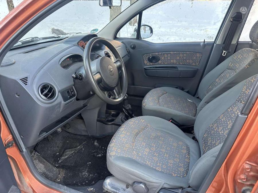 Dzeltens Chevrolet Matiz 2007 Viļņa, ar dzinēja tilpumu 1.00 L un nobraukumu 157 tūkst. km par 600 €, foto 5 vietnē AUTOMOTO.COM.LV