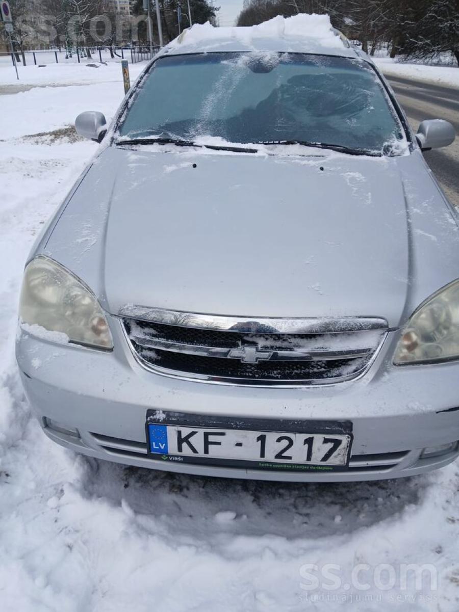 Pelēks Chevrolet Nubira 2006 Rīga, ar dzinēja tilpumu 1.80 L un nobraukumu 127 tūkst. km par 1000 €, foto 1 vietnē AUTOMOTO.COM.LV