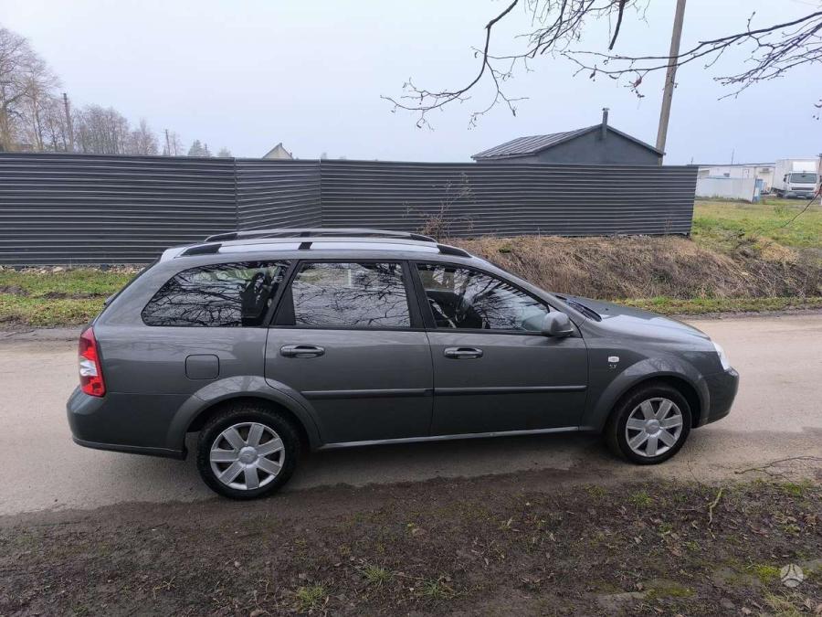 Серый Шевроле Нубира 2011 в Мариямполе, объемом двигателя 1.60 л и пробегом 238 тыс. км за 1999 €, фото 6 на AUTOMOTO.COM.LV