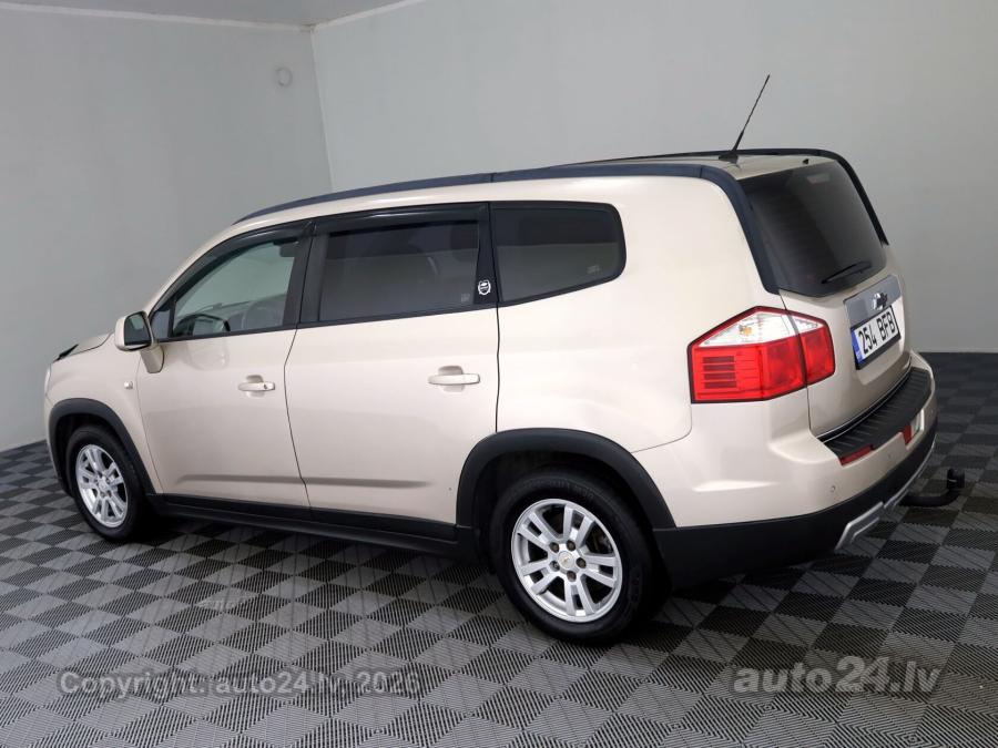 Smilšu krāsa Chevrolet Orlando 2011 Tallina, ar dzinēja tilpumu 2.00 L un nobraukumu 285 tūkst. km par 1999 €, foto 5 vietnē AUTOMOTO.COM.LV