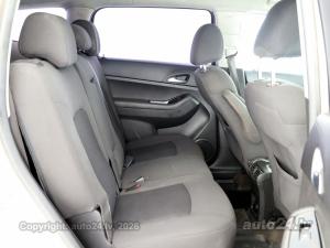 Smilšu krāsa Chevrolet Orlando 2011 Tallina, ar dzinēja tilpumu 2.00 L un nobraukumu 285 tūkst. km par 1999 €, foto 8 vietnē AUTOMOTO.COM.LV