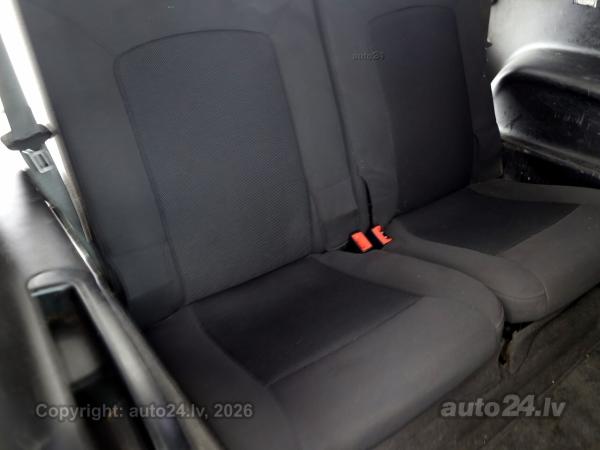 Beige Chevrolet Orlando 2011 in Tallinn, with an engine capacity of 2.00 L and mileage of 285 thousand km for 1999 €, photo 8 on AUTOMOTO.COM.LV