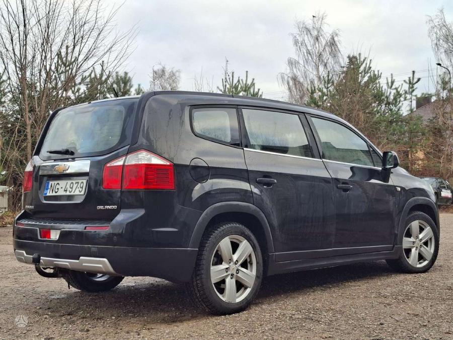 Melns Chevrolet Orlando 2011 Šilutė, ar dzinēja tilpumu 1.97 L un nobraukumu 250 tūkst. km par 2500 €, foto 7 vietnē AUTOMOTO.COM.LV