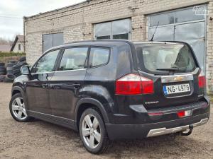 Black Chevrolet Orlando 2011 in Silute, with an engine capacity of 2.00 L and mileage of 250 thousand km for 2100 €, photo 7 on AUTOMOTO.COM.LV
